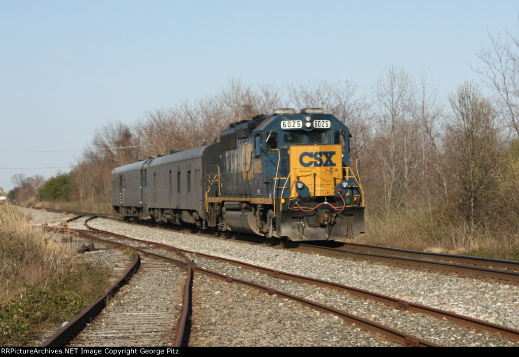 CSX 6025 with the inspection train